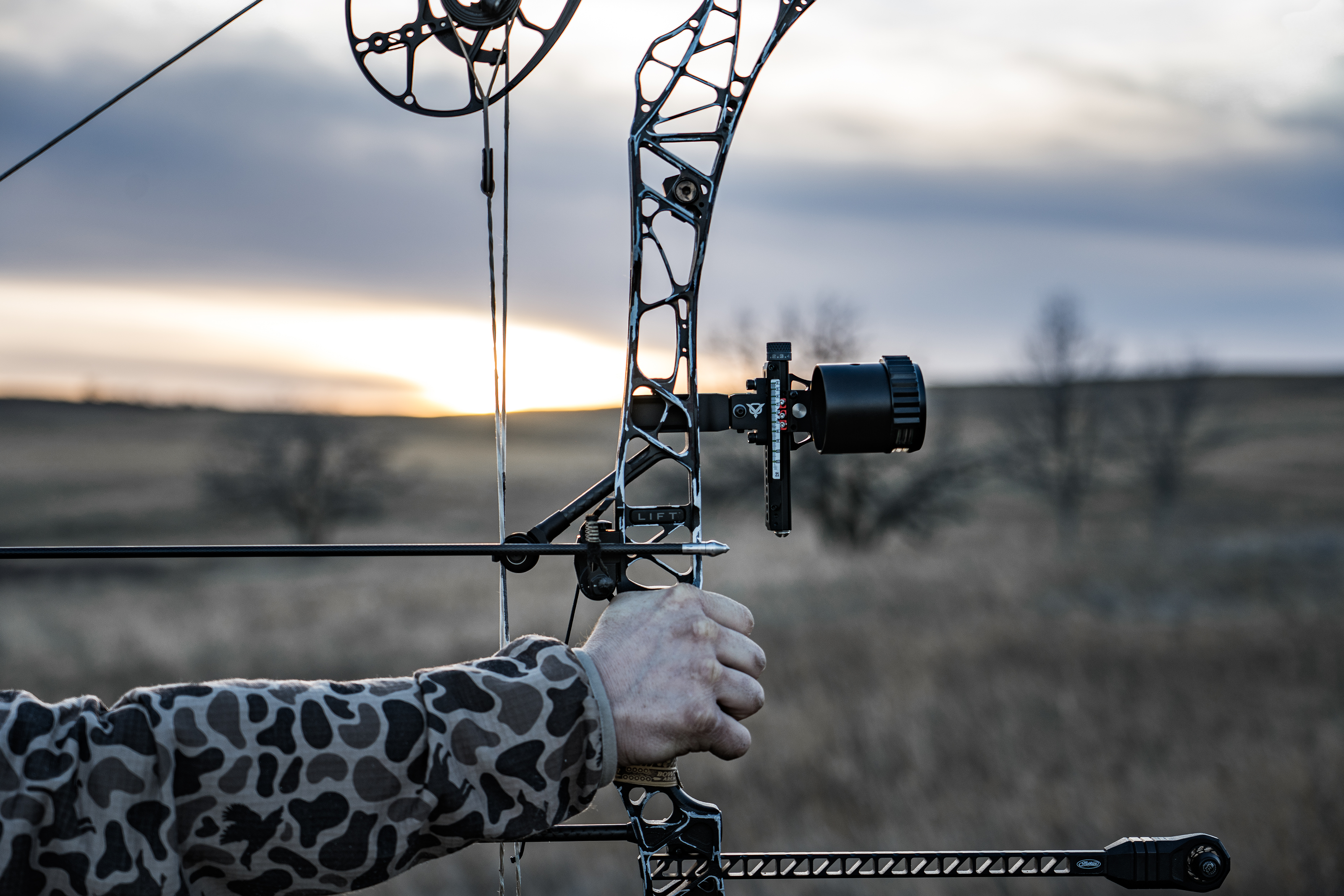 Dark Owl Archery | Stealth41 Scope and Custom Engraving